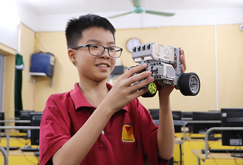 📹 TỔNG KẾT CLB ROBOTICS GIAI ĐOẠN 1 - LẬP TRÌNH VÀ VẬN HÀNH CÁC DỰ ÁN ...